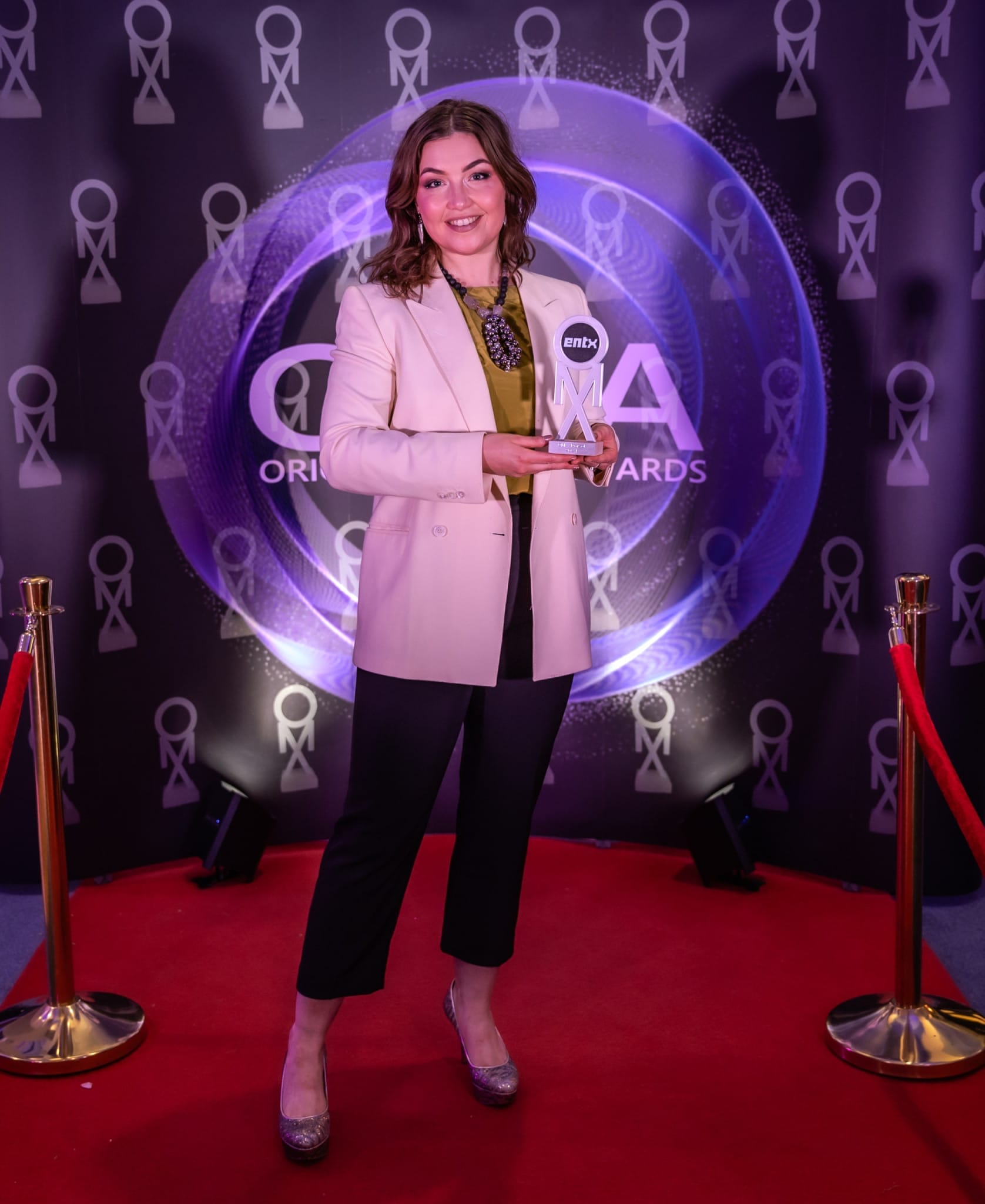 PJ Harvey: 'honoured and grateful' - Lighthouse